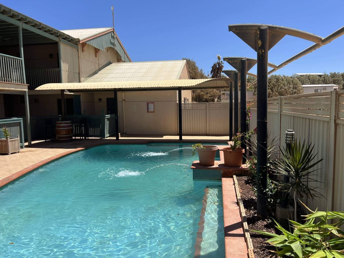 Hotel Miranda Room Details